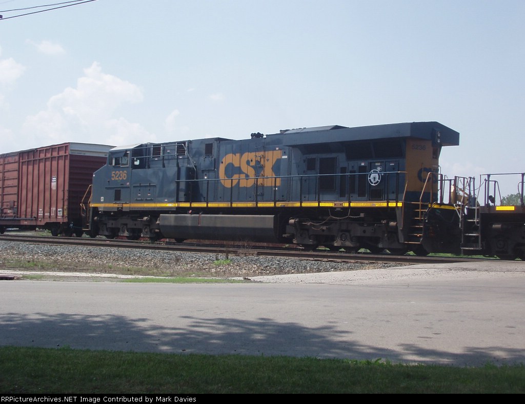 CSX 5236